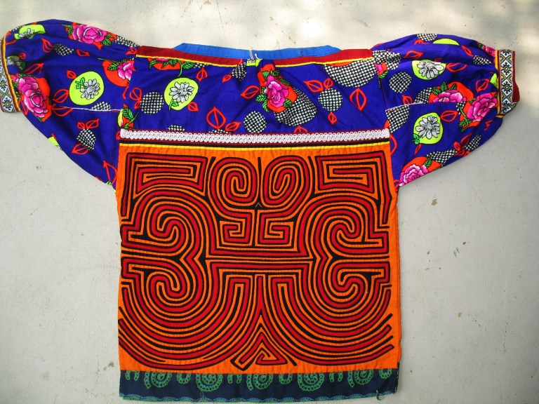 And What Are Molas? – Guna Molas